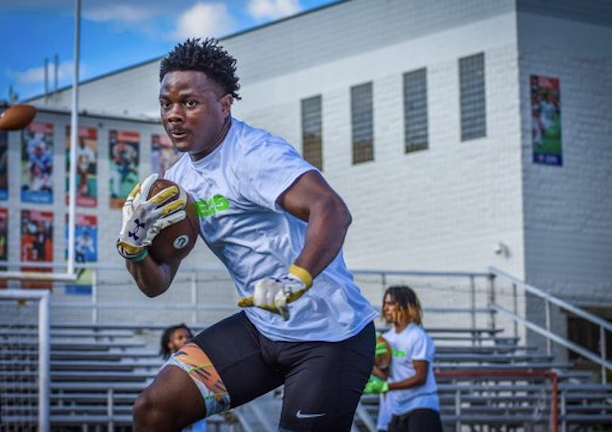 Defection…Top 6A RB from Simon Kenton takes his talents to Anderson HS in Ohio… @rell_turner1 ...